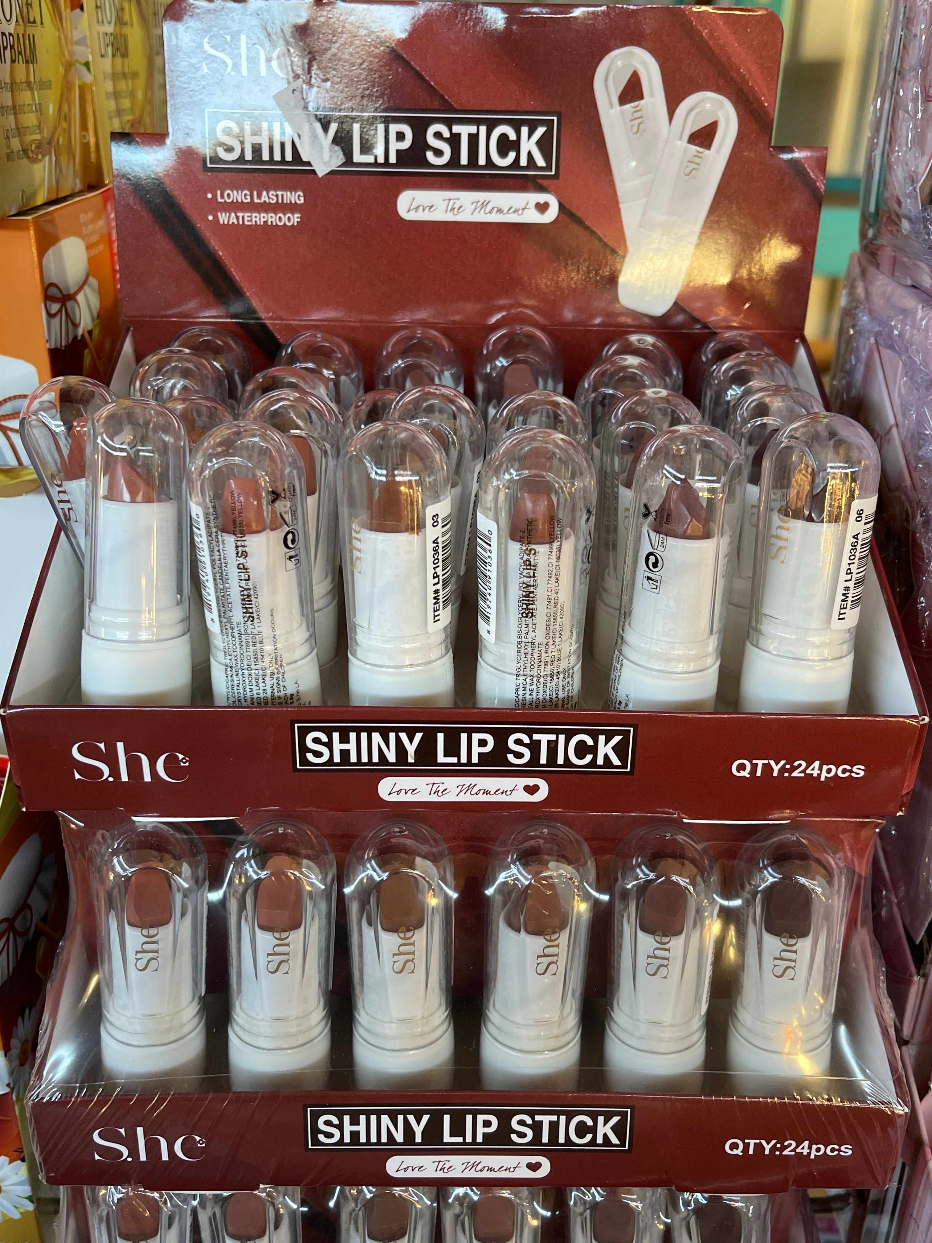 Lip rojo – Montique Jewelry